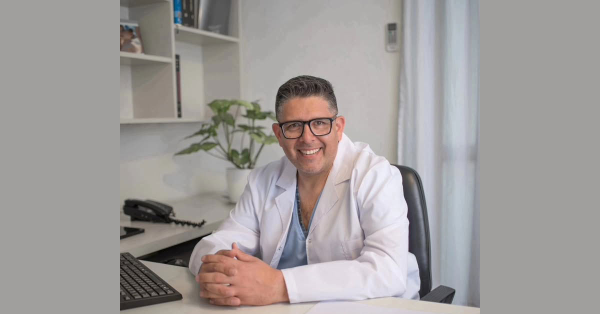 Dr. Ernesto Villar | Experto en Rinoplastia en Córdoba, Argentina