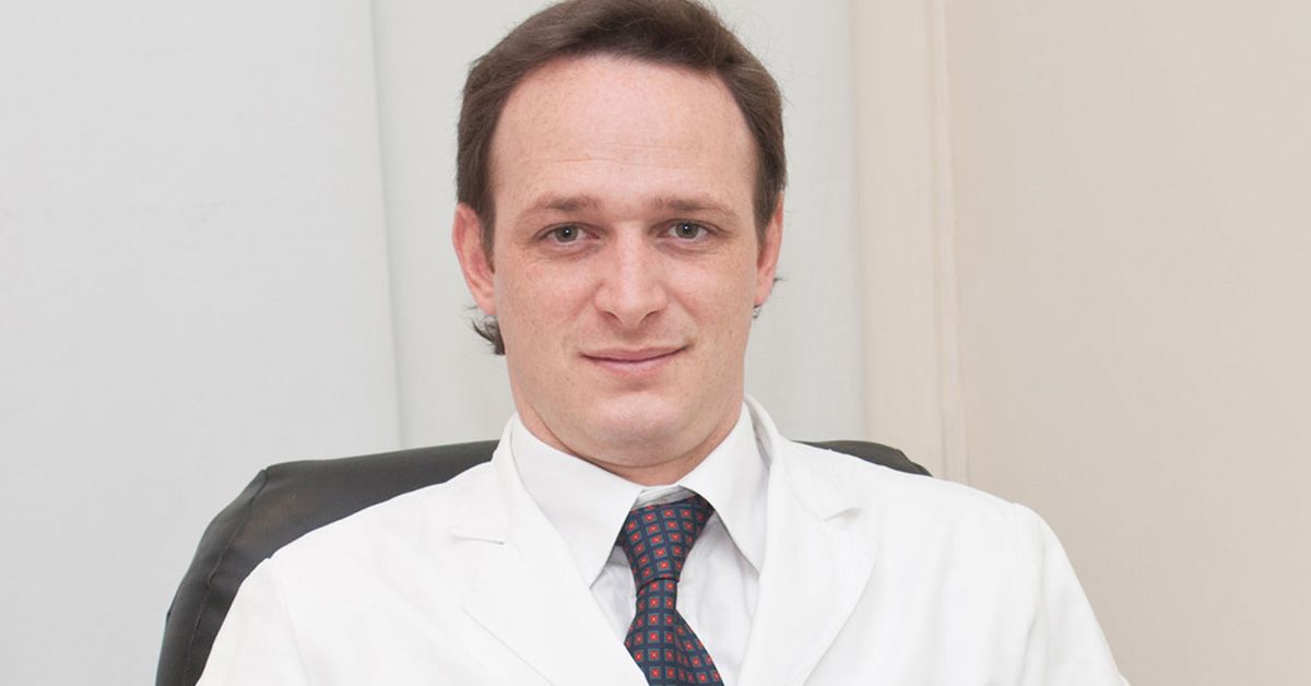 Ophthalmologist Abroad | Facundo Rodríguez Saudel, M.D.